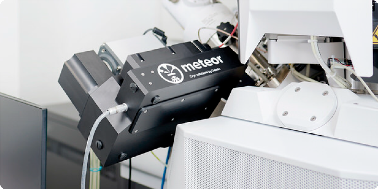 Addressing ice contamination challenges in the Cryo-ET workflow